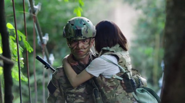 《倾城时光》厉致诚除了特种兵抱，还有甜死人的特种兵式约会 电视猫